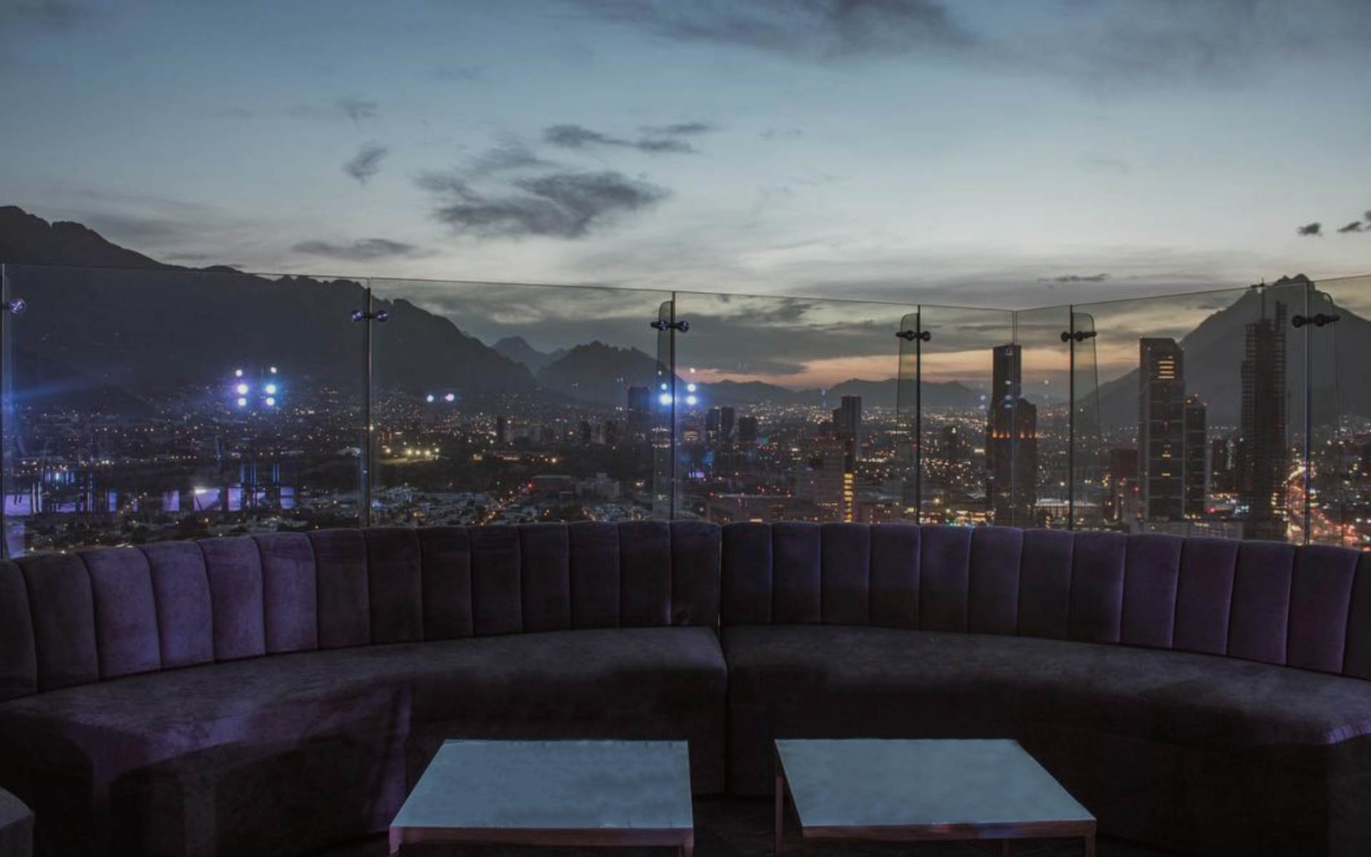 Helicon | Renta de Espacios de Oficina y Business Center